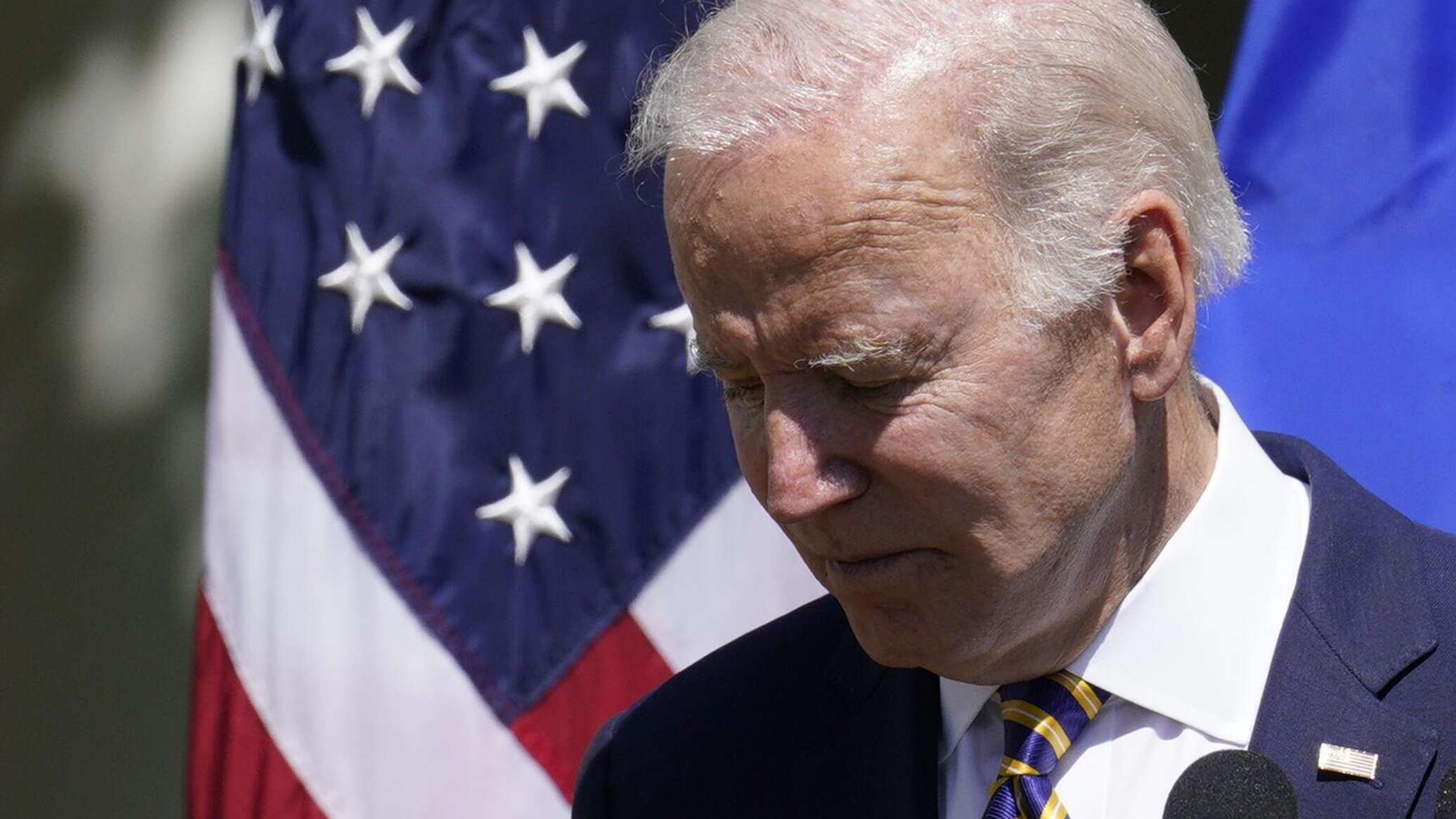 ”Ca un prostănac”. Pe Biden l-au făcut dependent de petrol - 10.10.2022 ...