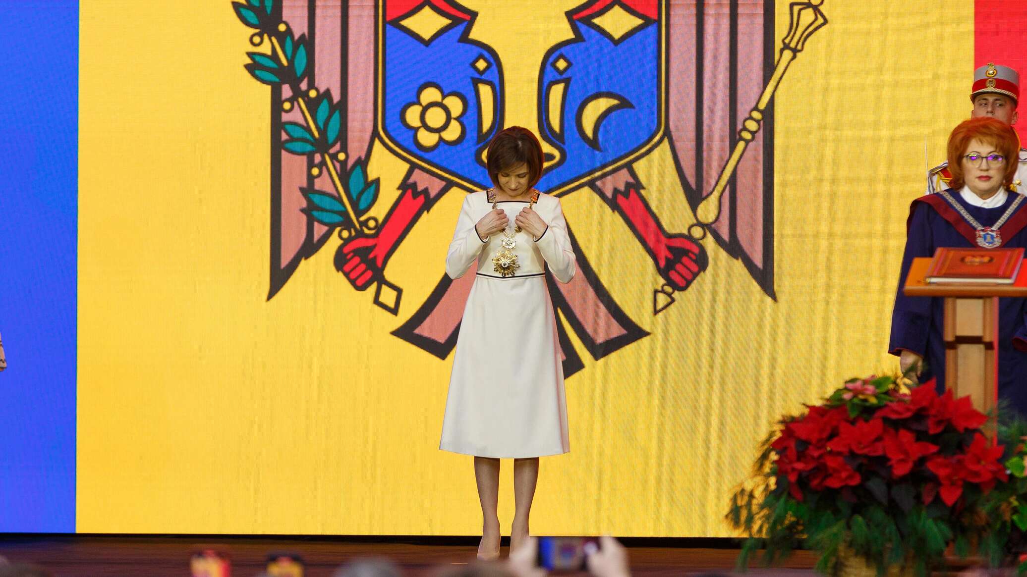 Оппозиция требует отставки президента Молдовы из-за заявлений об ...