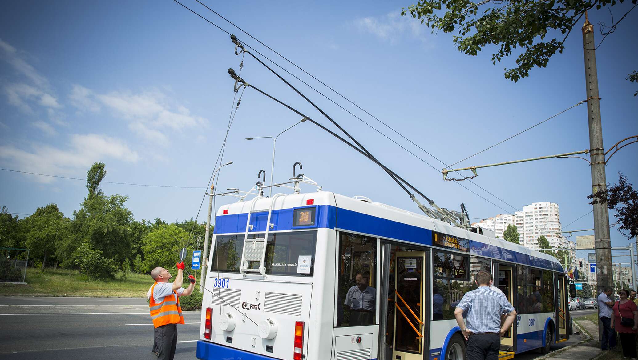 Cum va circula transportul public în zilele de weekend
