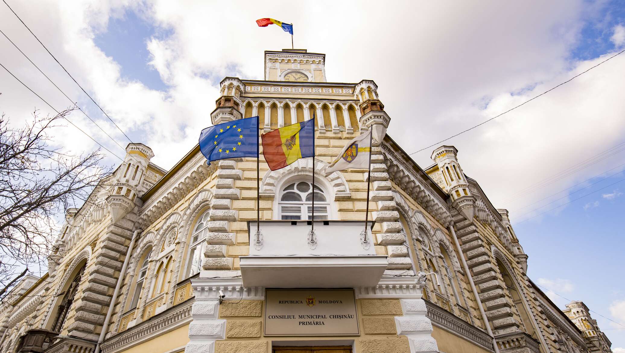 Cad capete la Primăria Chișinău: Vezi cine este vizat